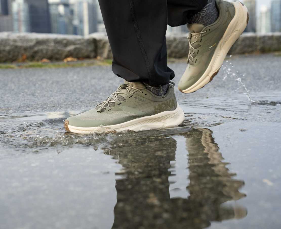 HOKA®公式サイト【トランスポート GTX|TRANSPORT GTX 1133957F | メンズ】ホカ オネオネ™