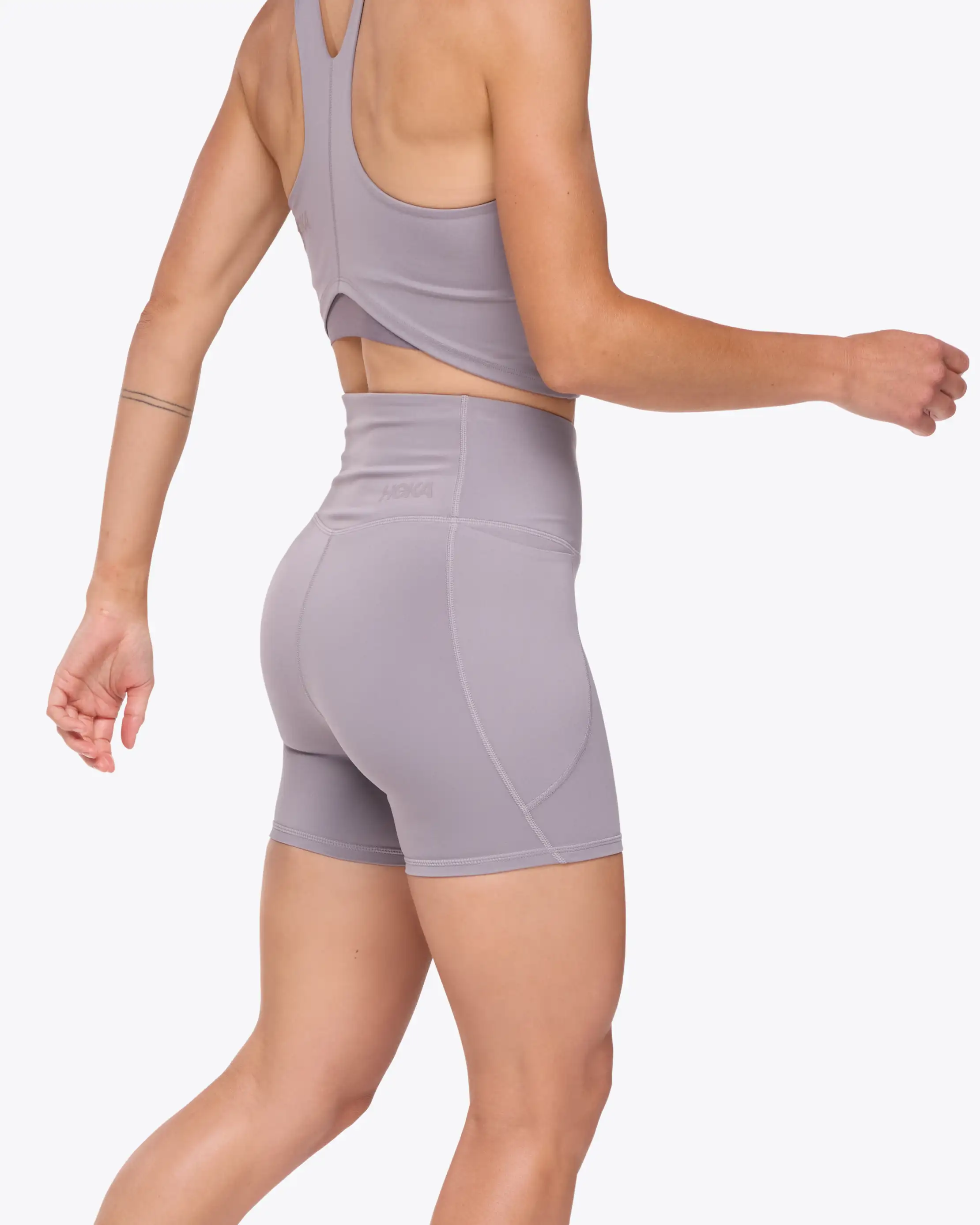 HOKA Elaro 5" Bike Short for Women | HOKA® NO