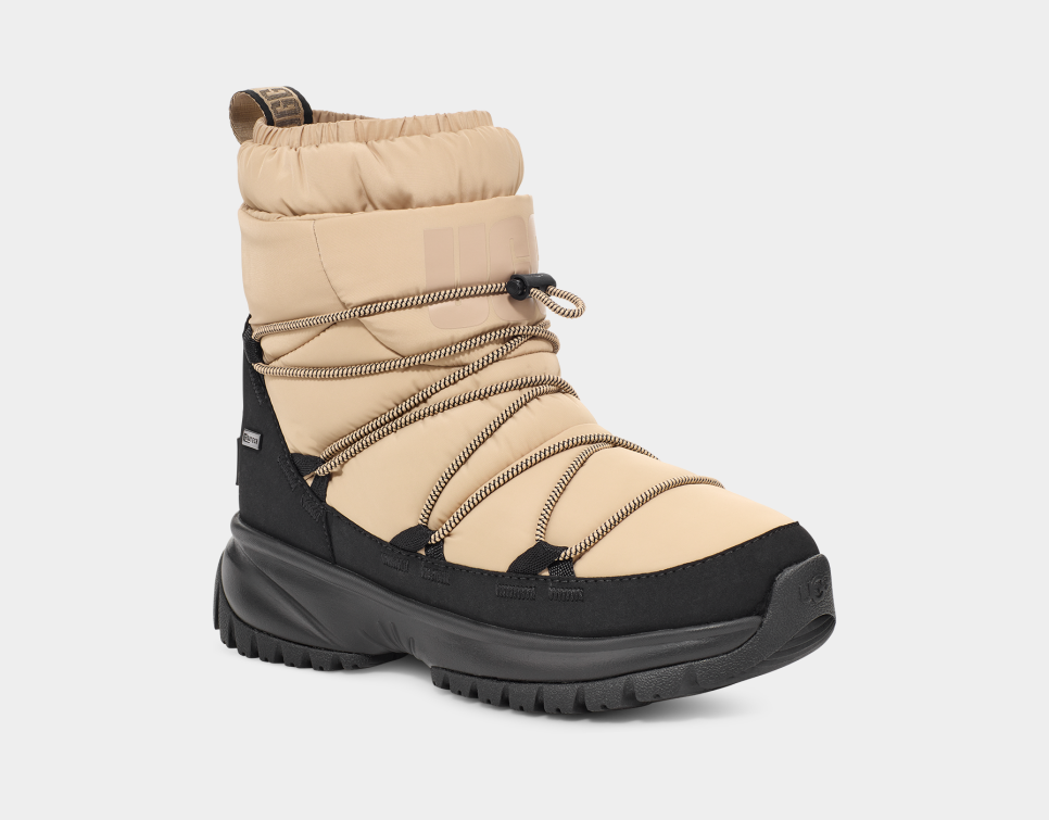 Yose Puffer Mid Boot | UGG®