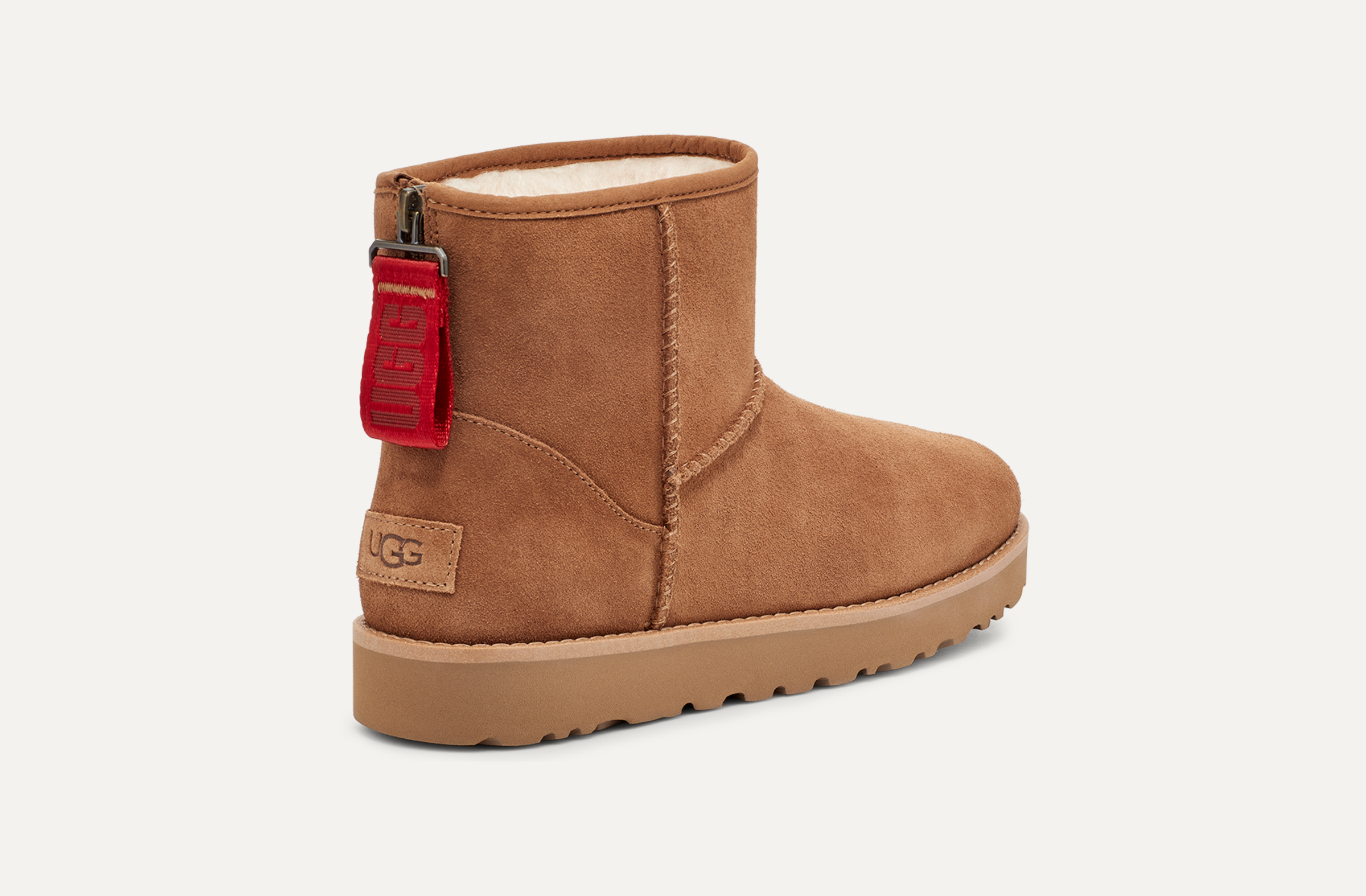 Ugg classic mini logo store