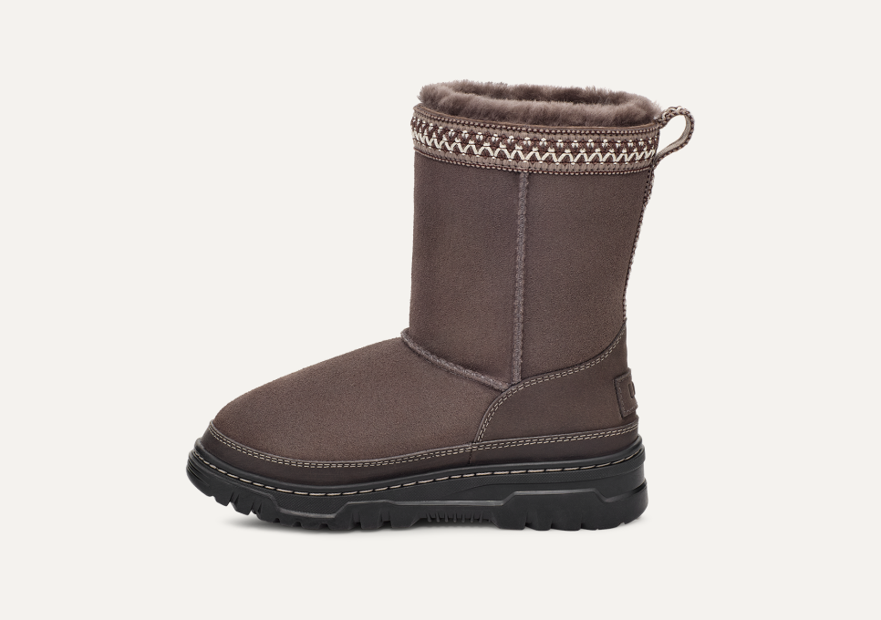 UGG Classic Short TrailGazer Boot for Kids | UGG® UK