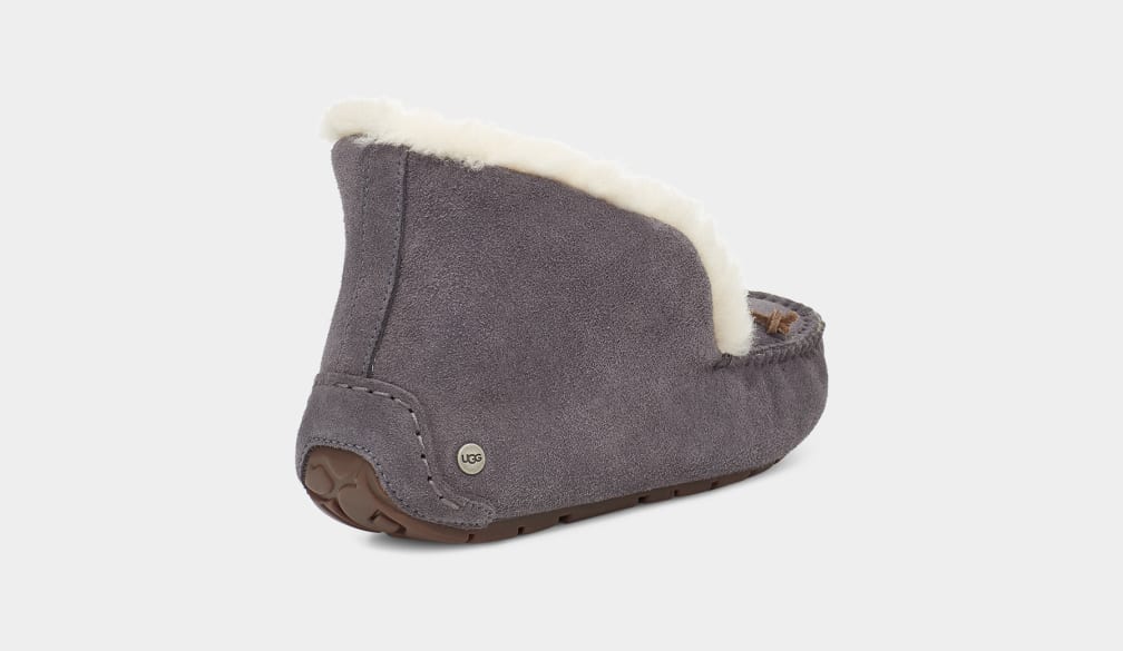 UGG® Alena Slipper for Women | UGG® EU