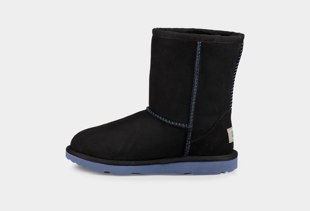 UGG® Classic II Classic Boots for Kids | UGG® UK