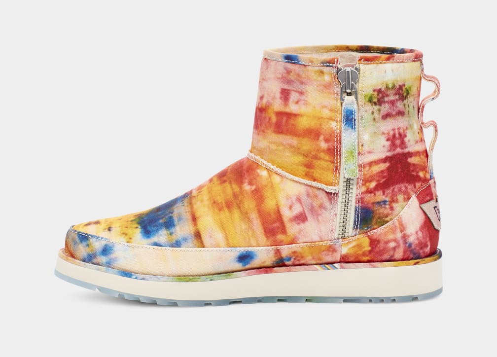 UGG® UGG x Ovadia Classic Mini Tie Dye for Men | UGG® Europe