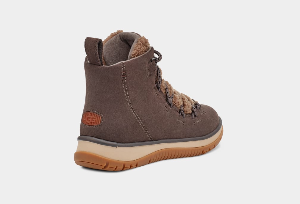 Lakesider Heritage Mid Sneaker | UGG®