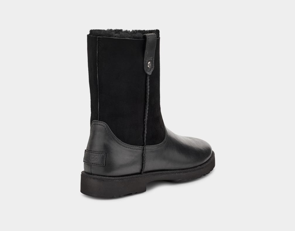 UGG Romely Short Boot for Women | UGG® UK