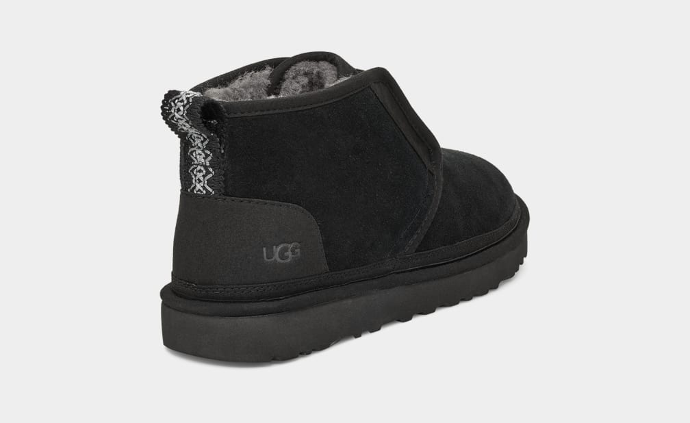 ニューメル フレックス 1106995｜カジュアルブーツ｜UGG®（アグ）公式オンライン アウトレットストア
