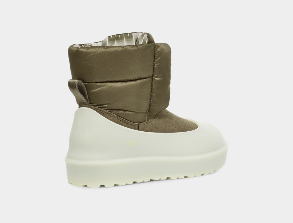 UGG® Classic Maxi Toggle Mini Boot for Women | UGG® UK