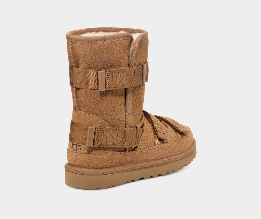 Classic Short Hybrid Boot Ugg®