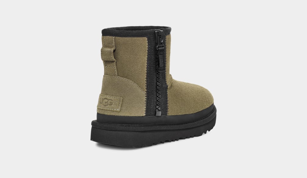 UGG Classic Mini Zipper Tape Logo Boot for Kids | UGG® UK