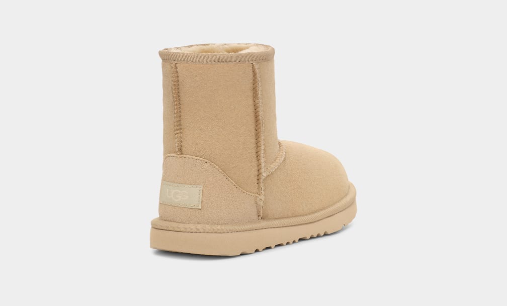 Classic II Boot for Toddlers | UGG® Official