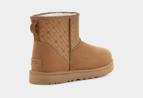 UGG® Classic Mini II Ugg Logo for Men | UGG® Europe