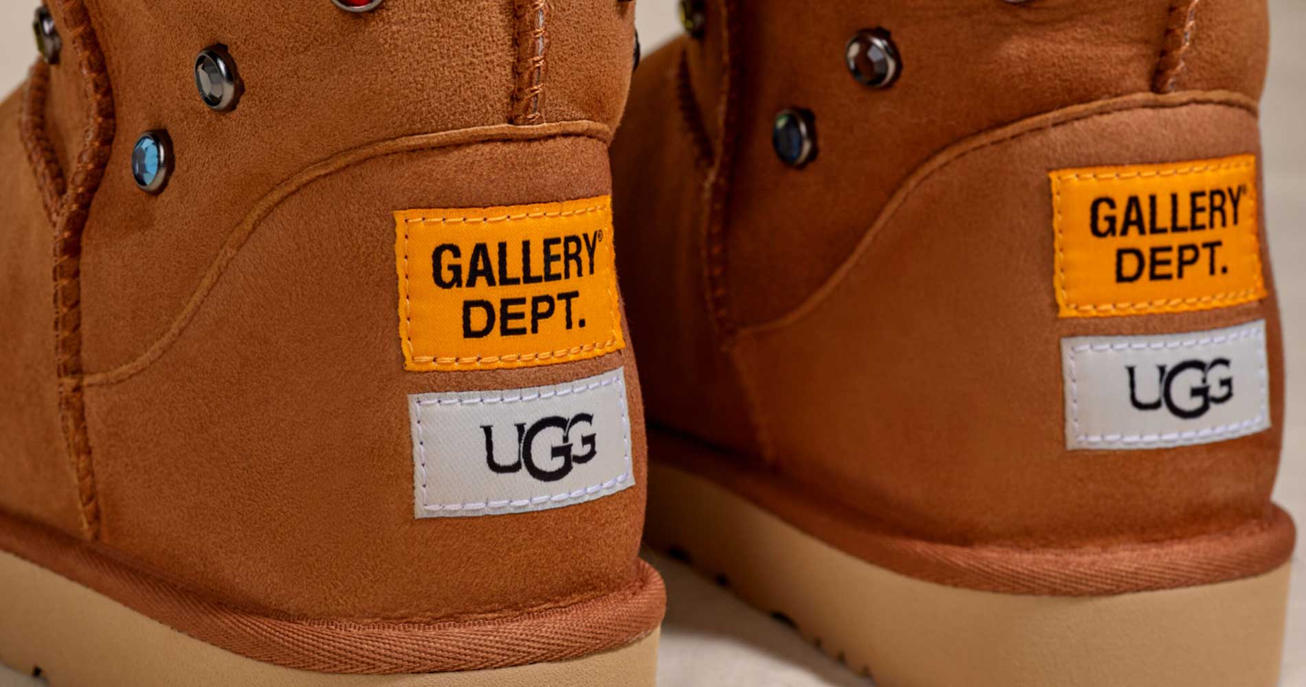 UGG® 公式【 UGG ギャラリー デパートメント クラシック ショート|UGG Gallery Dept Classic Short ...