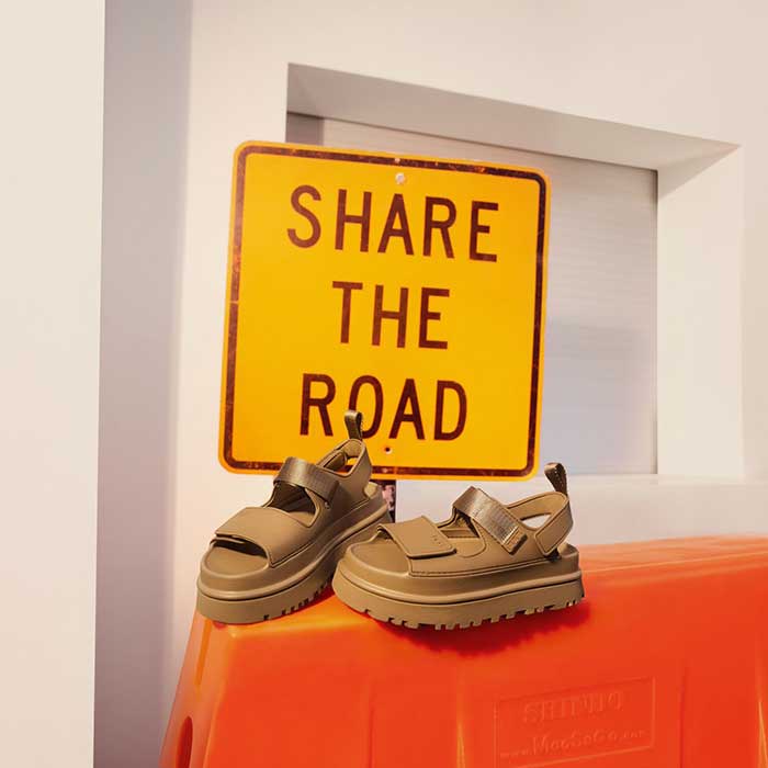 UGG® 公式【 ゴールデングロウ|GoldenGlow| 1152685 | レディース】アグ 公式サイト