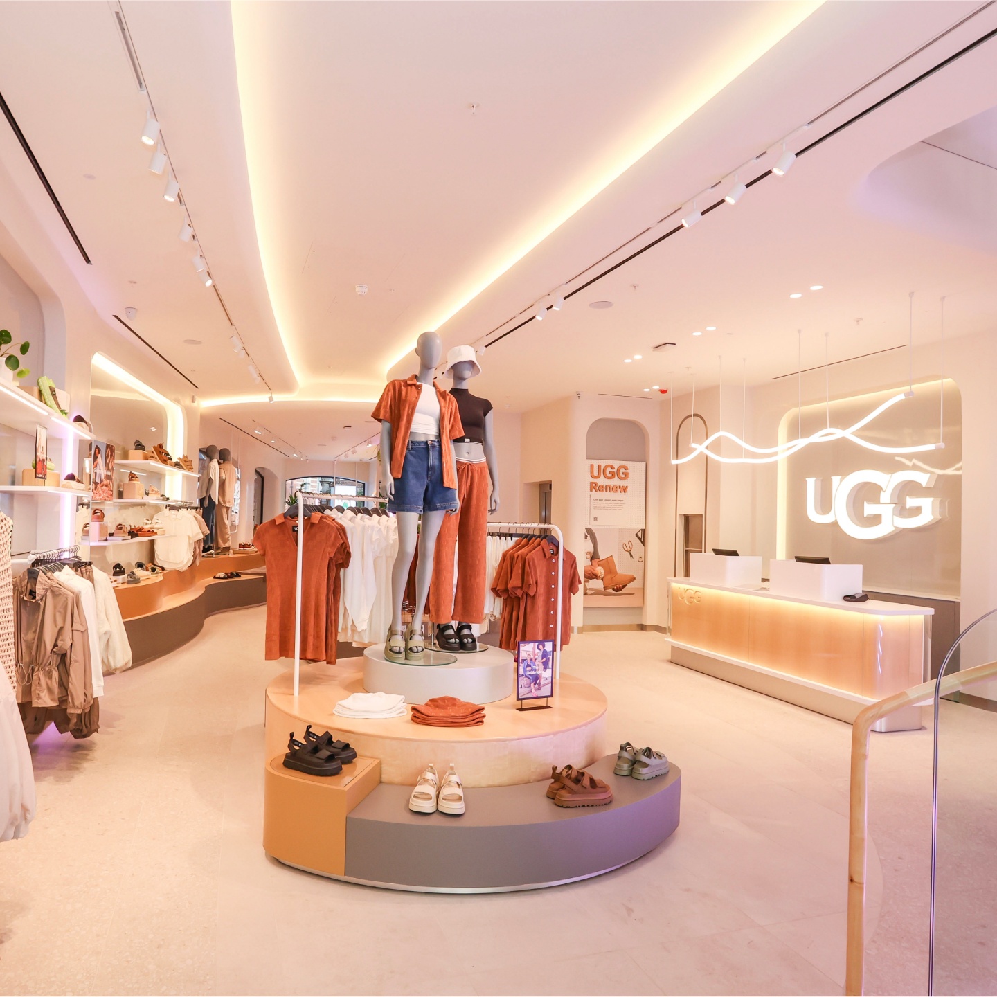 Welcome to UGG - Come Discover Our World | UGG® UK